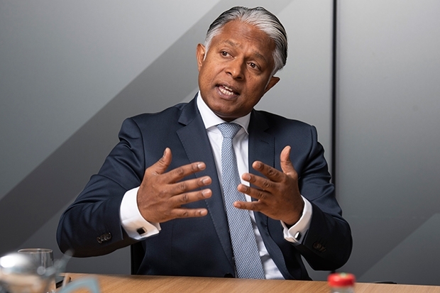 DWS-Chef Wöhrmann: "Jetzt ist es Zeit, das Sparschwein zu schlachten ...