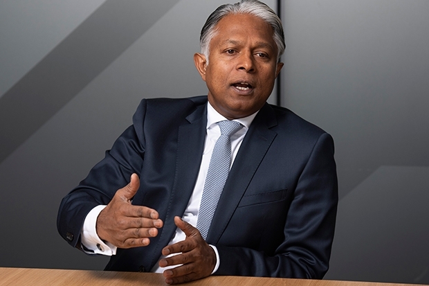 DWS: Neuer Chef soll Strategie überprüfen – ein bisschen | Unternehmen ...