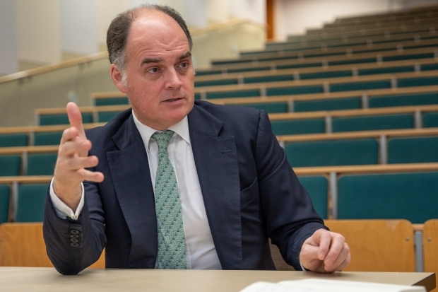 Rohstoff-Manager Hambro: "Furcht vor Materialknappheit geht um ...